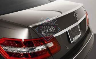 Спойлер крышки багажника Мерседес Mercedes W212 AMG-стиль.